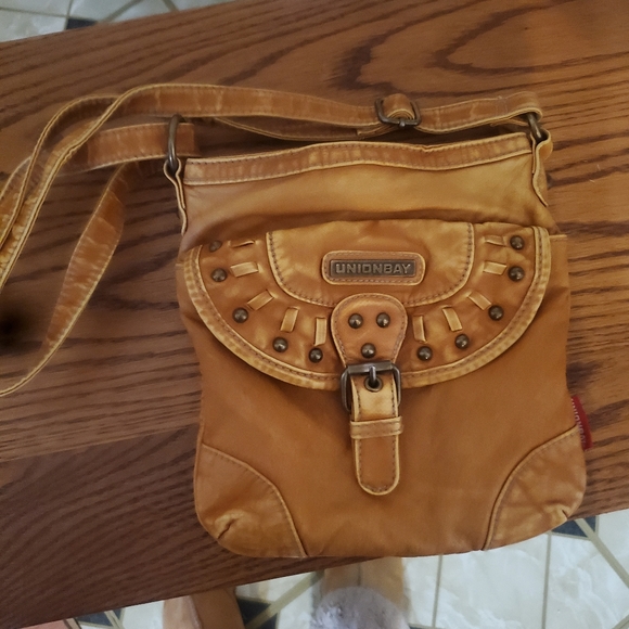 UNIONBAY | Bags | Union Bay Leather Purse Brown | Poshmark